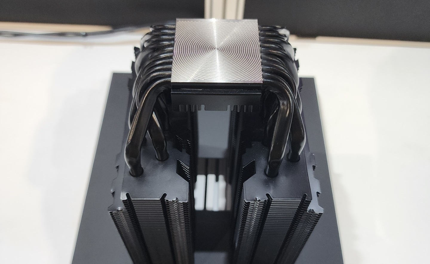 Cryorig Unveils High-Performance Cooling Lineup: Gladius Astral Dual ...